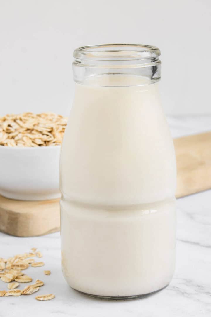 How to Make Oat Milk - Cooking With Ayeh