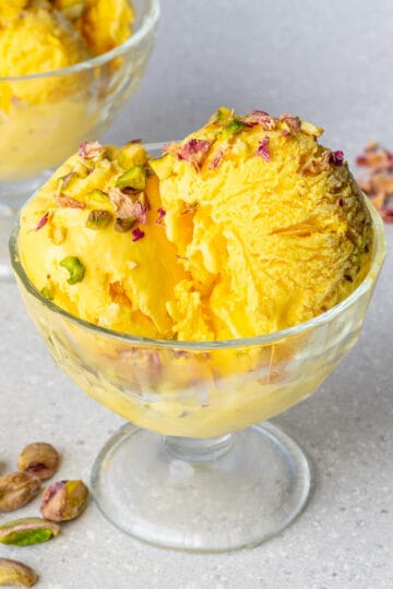 Persian Ice Cream - Bastani Sonnati (Cheat Method) - Cooking With Ayeh