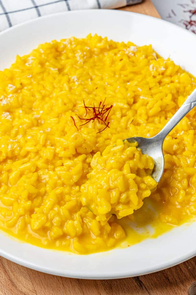 Creamy Saffron Risotto (Risotto alla Milanese) - Without Butter ...