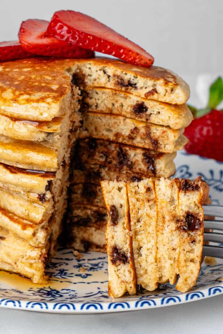 Oat Flour Pancakes (Fluffy Secretly Healthy) - Cooking With Ayeh