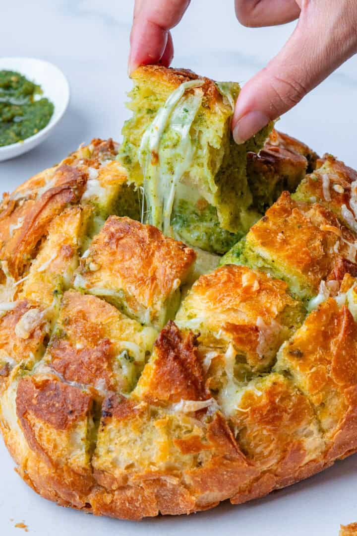 Cheesy Pull Apart Bread with Pesto (Easy 3 Ingredients) - Cooking With Ayeh